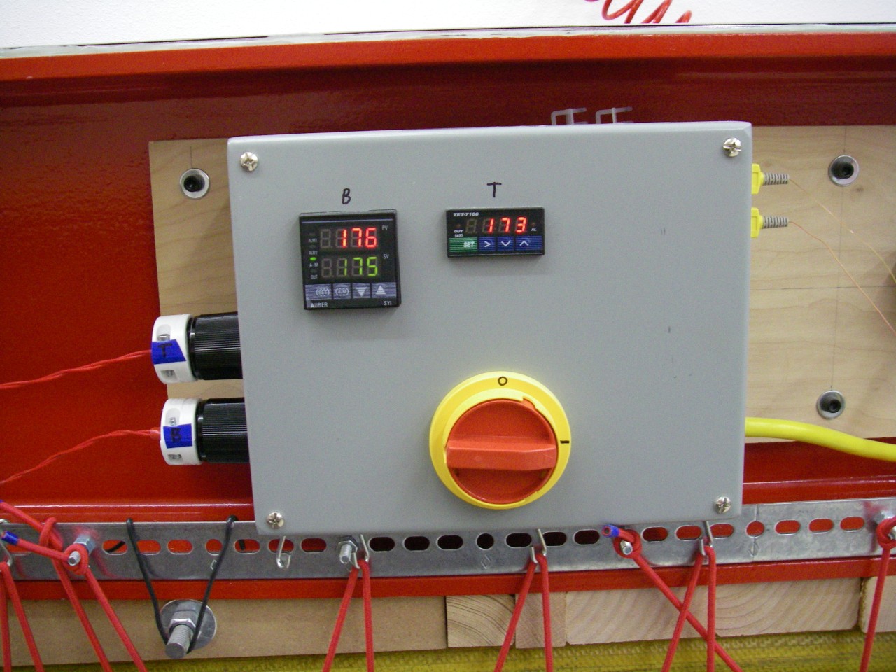 Press heat control and thermocouples | Monkey Wiki